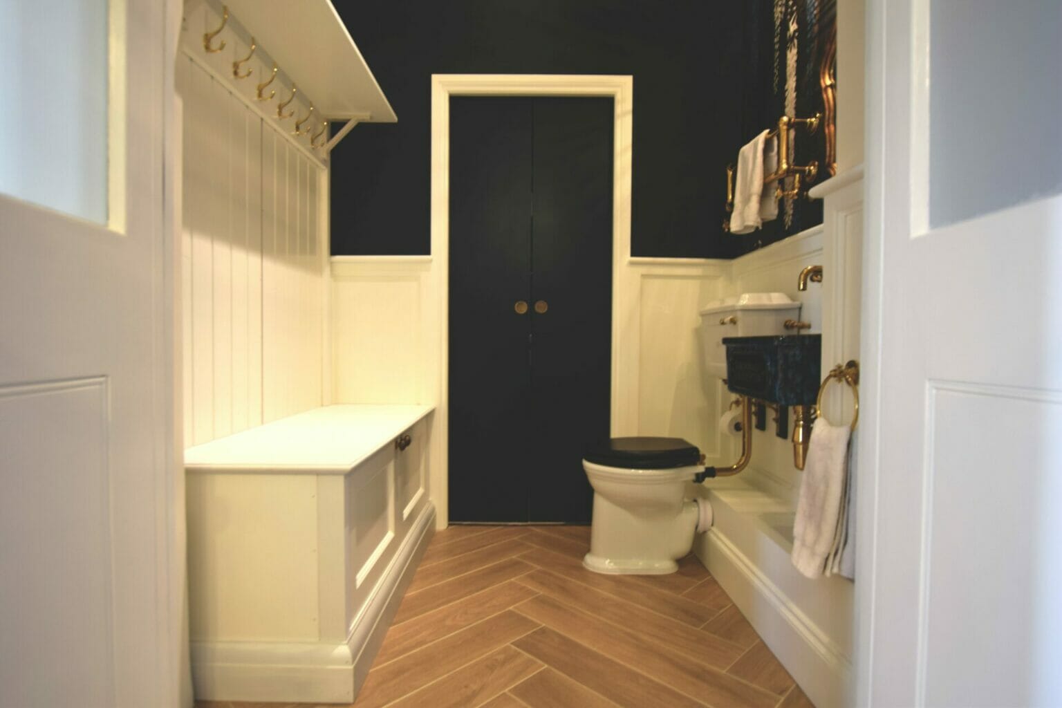 5 Small Bathroom Shower Design Ideas | The London Bath Co